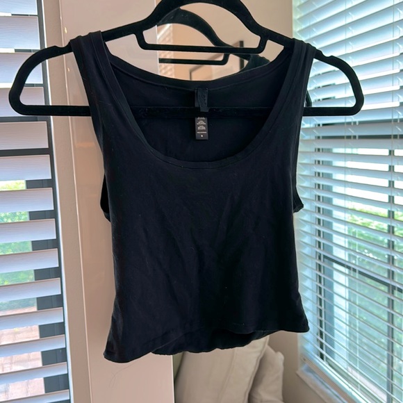 SKIMS | Tops | Skims Top M | Poshmark